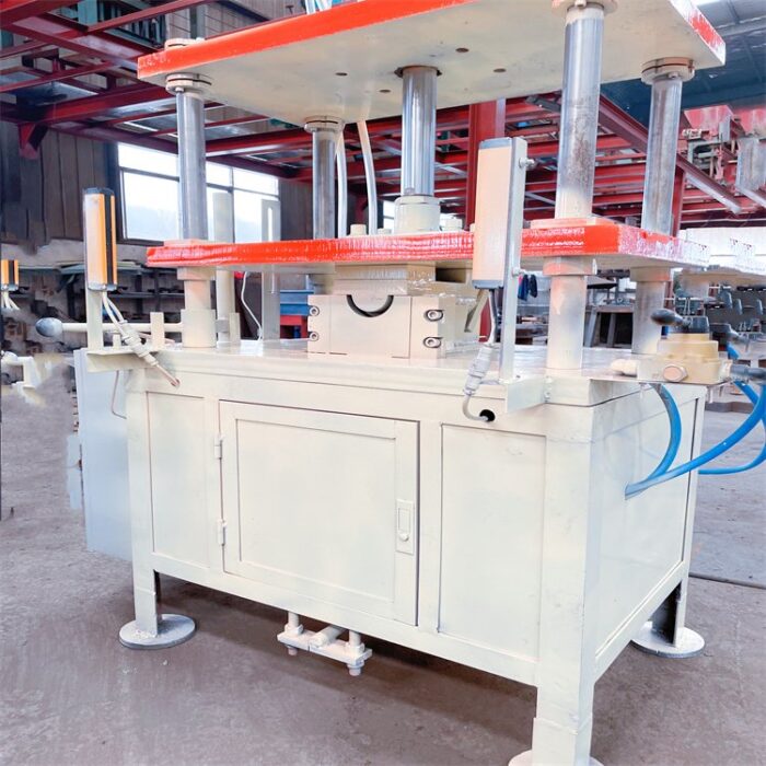 Hydraulic clay roof tile press machine